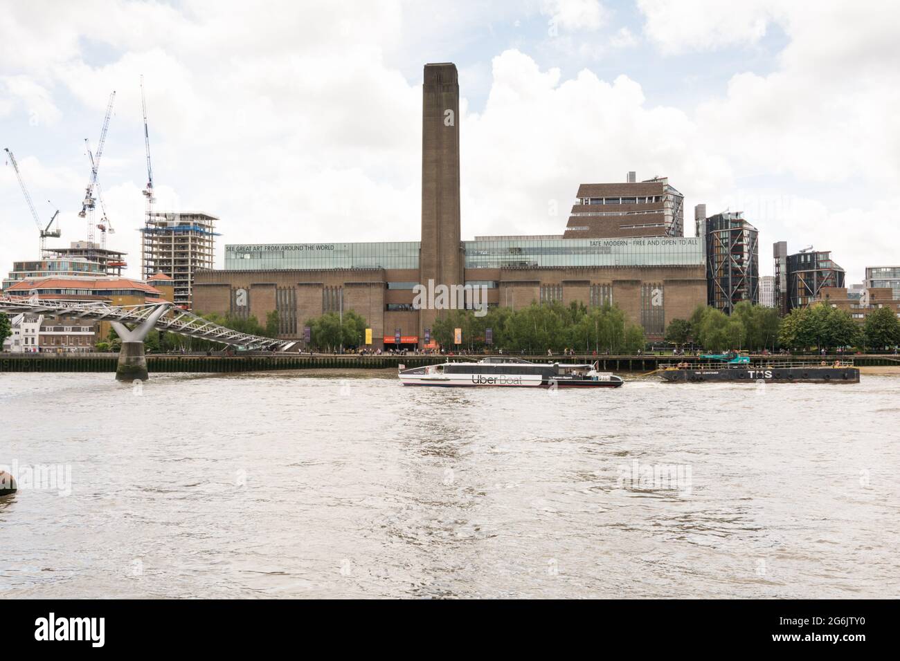 An Uber Boat in front of the Tate Modern, London, England, UK Stock ...