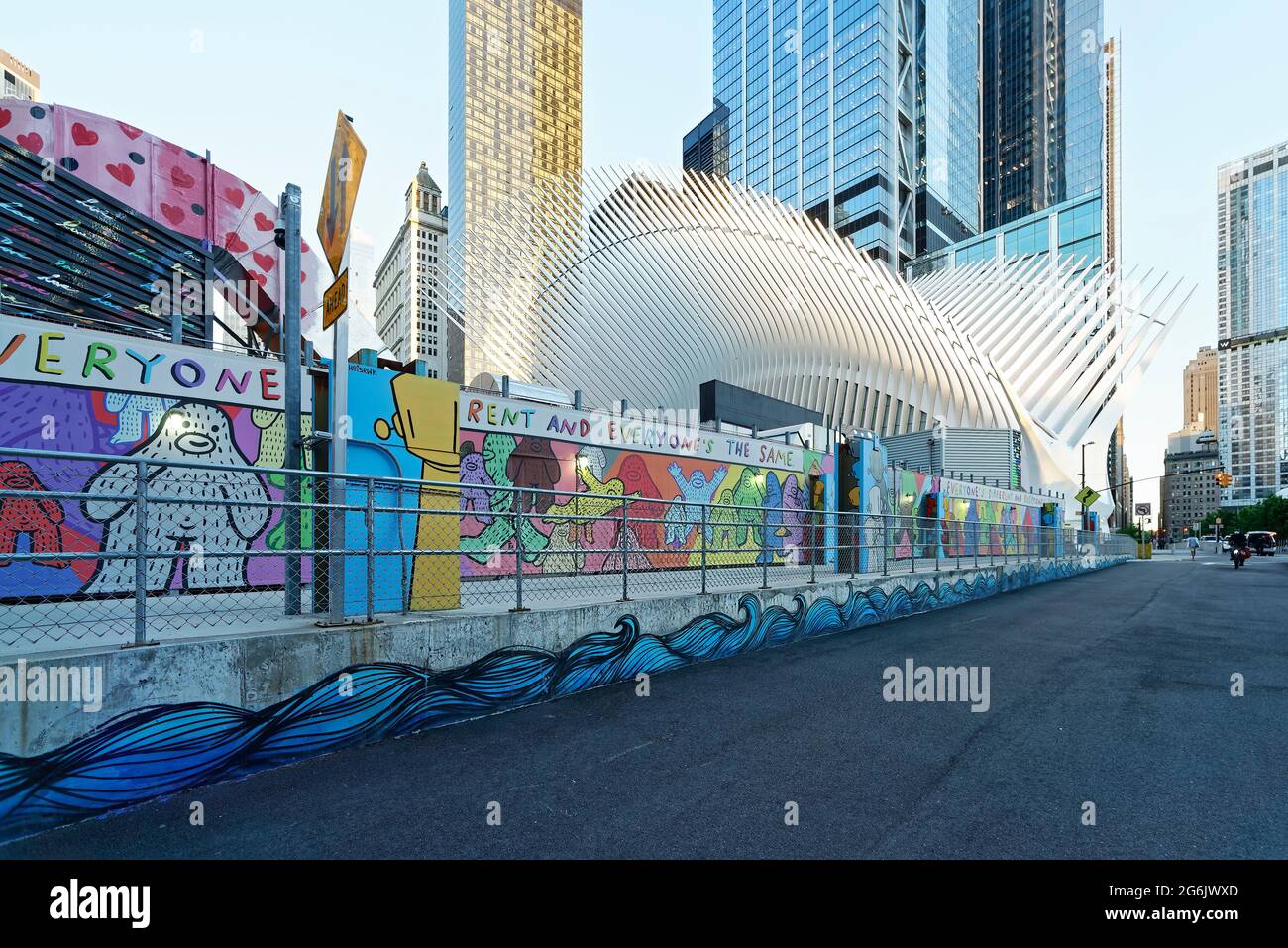 Oculus World Trade Center Train Station Stock Photo - Alamy