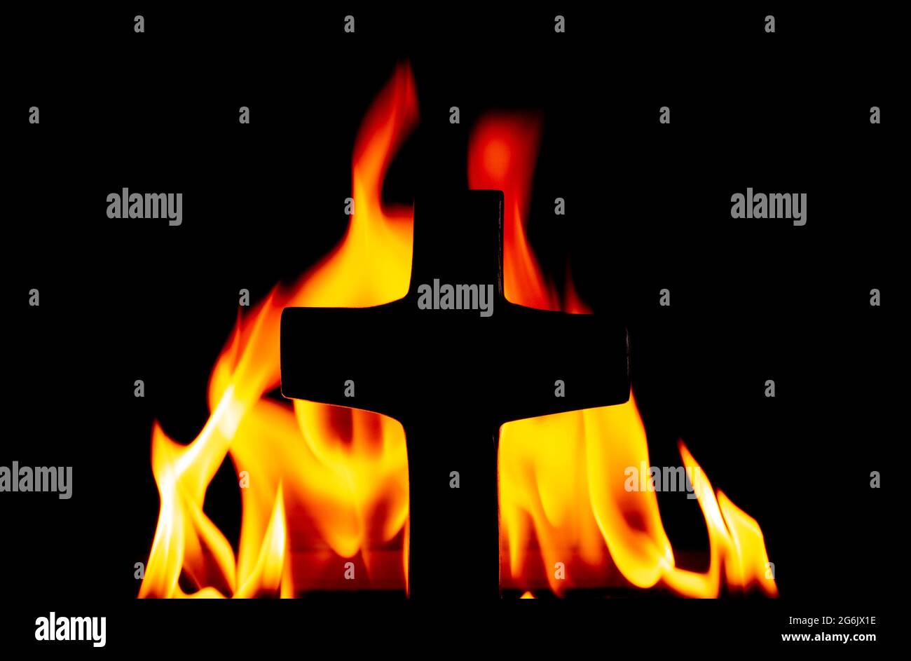 Photo of cross burning hi-res stock photography and images - Alamy