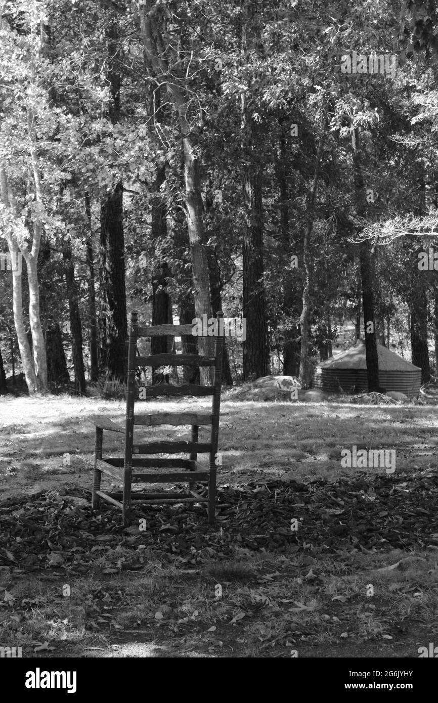 Single chair hi-res stock photography and images - Alamy