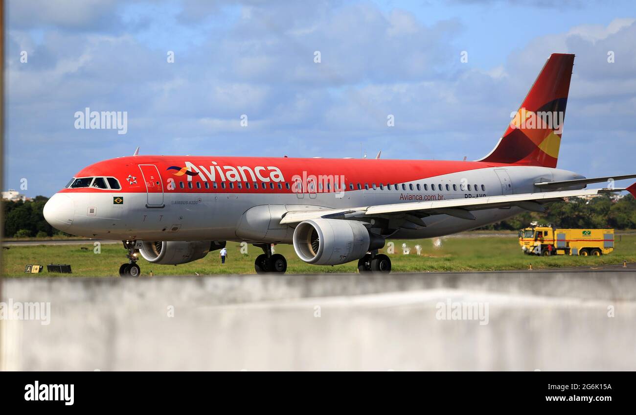 Avianca crash hi-res stock photography and images - Alamy