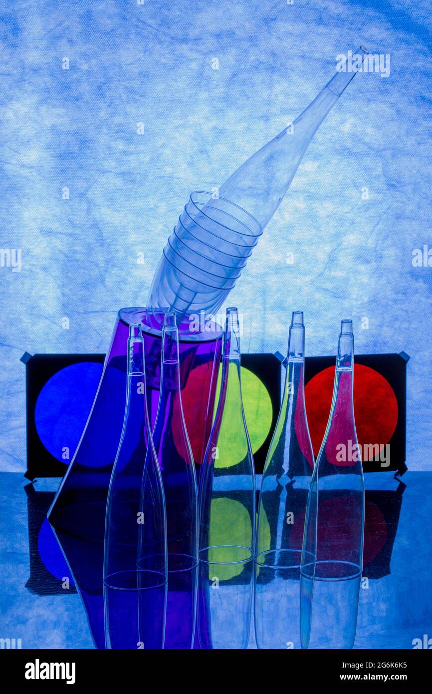 Transparent objects hi-res stock photography and images - Alamy