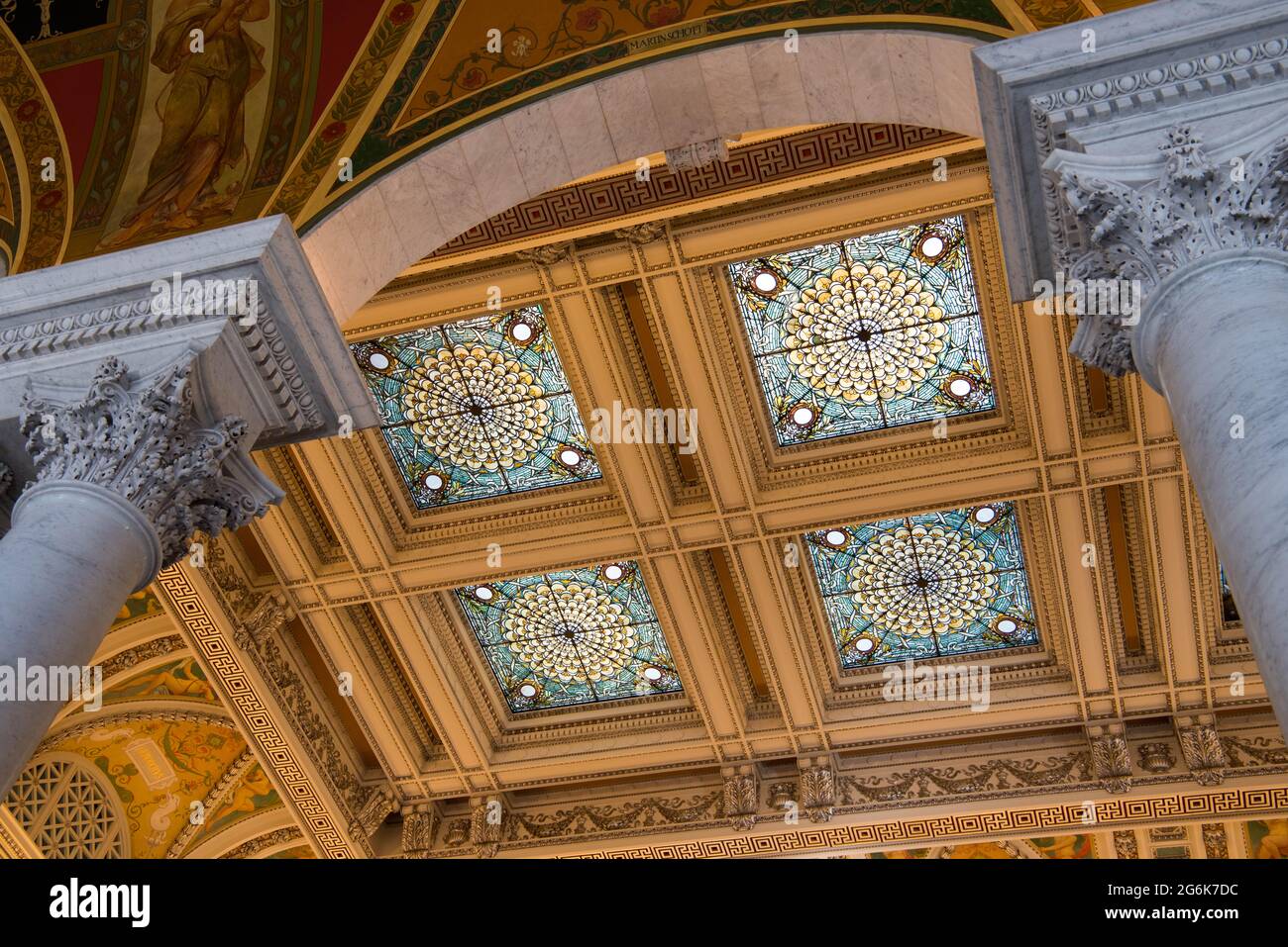 Roof of the library of the congress opposite the The Capitol in ...