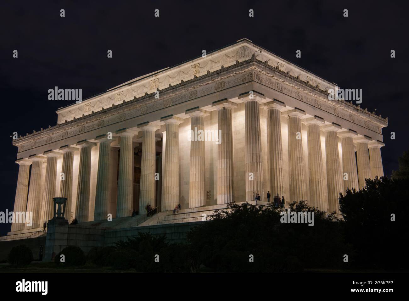 Side view of Lincoln Memorial in Washington DC at night time on ...