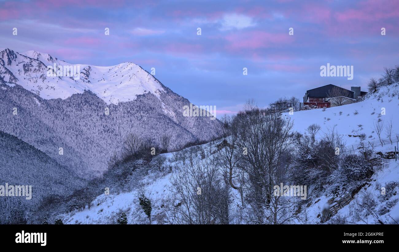 Granja de arquitectura hi-res stock photography and images - Alamy