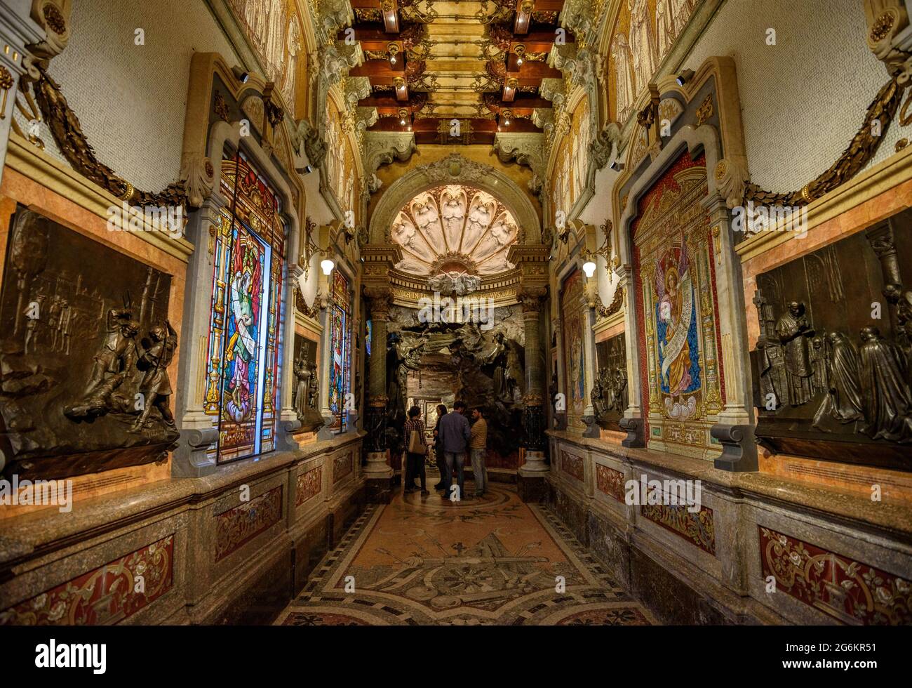Cave of Saint Ignatius in Manresa. Cave Lobby(Manresa, Barcelona ...