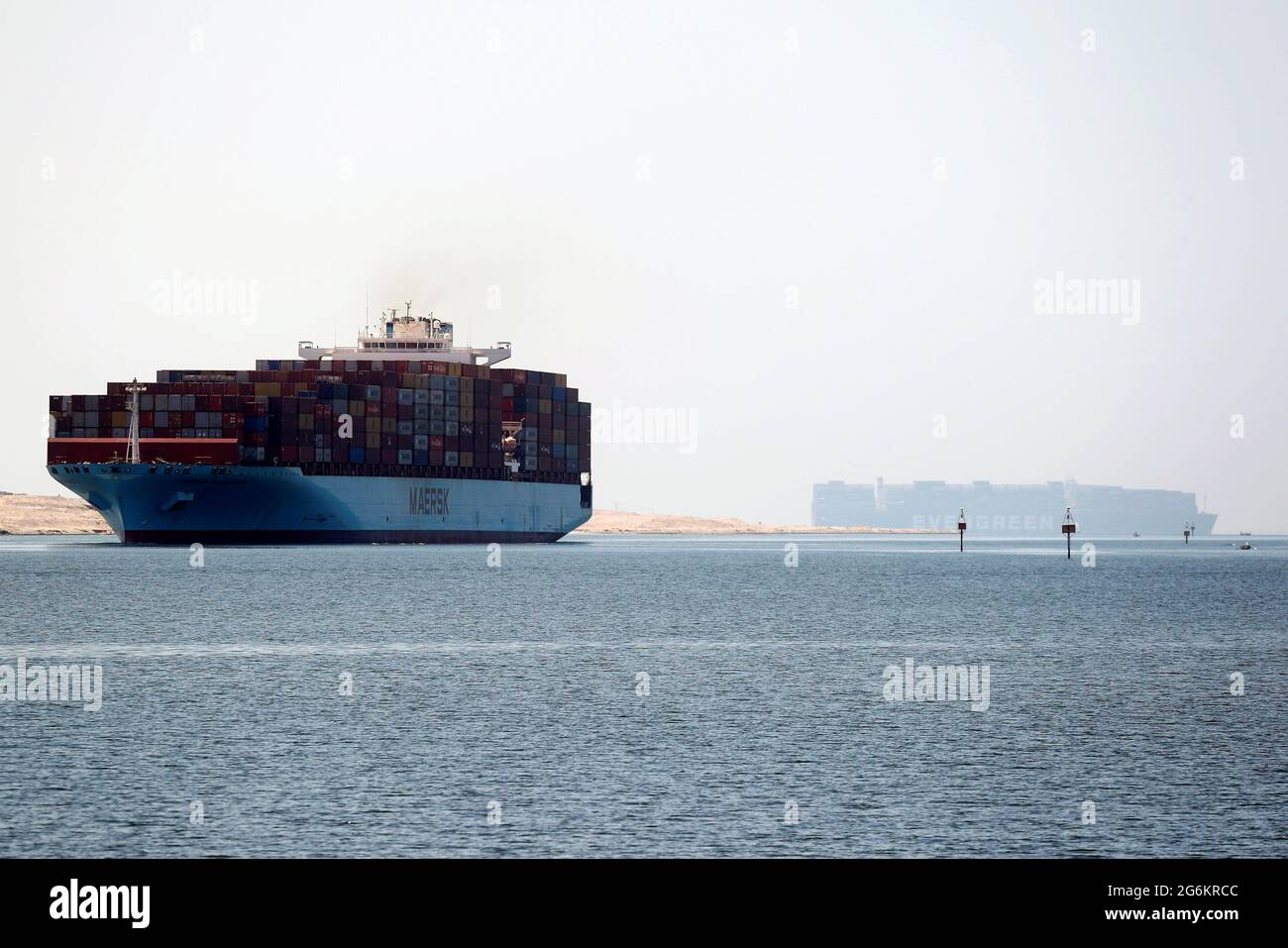 Ever given ship hi-res stock photography and images - Alamy