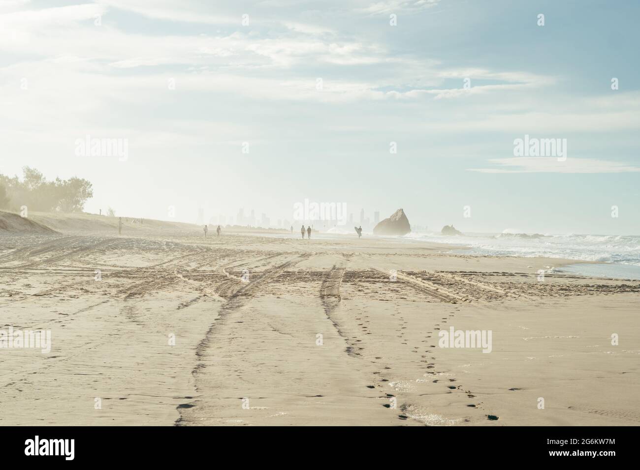 Hazey landscape hi-res stock photography and images - Alamy