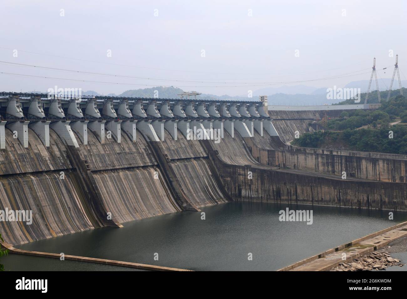 Sardar sarovar dam hi-res stock photography and images - Alamy