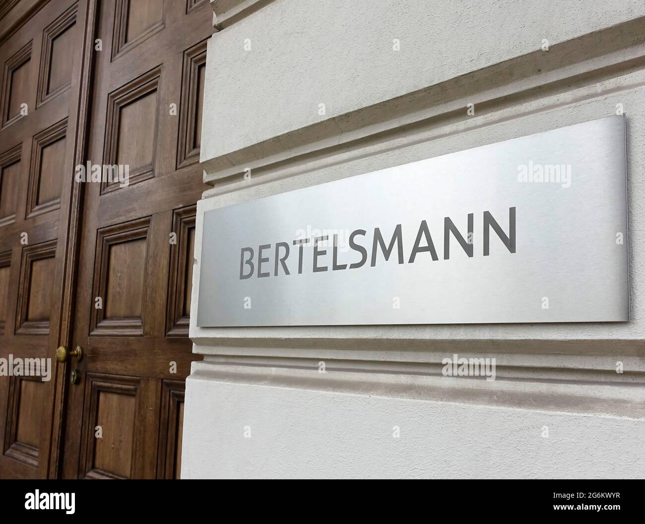 Arvato bertelsmann hi-res stock photography and images - Alamy