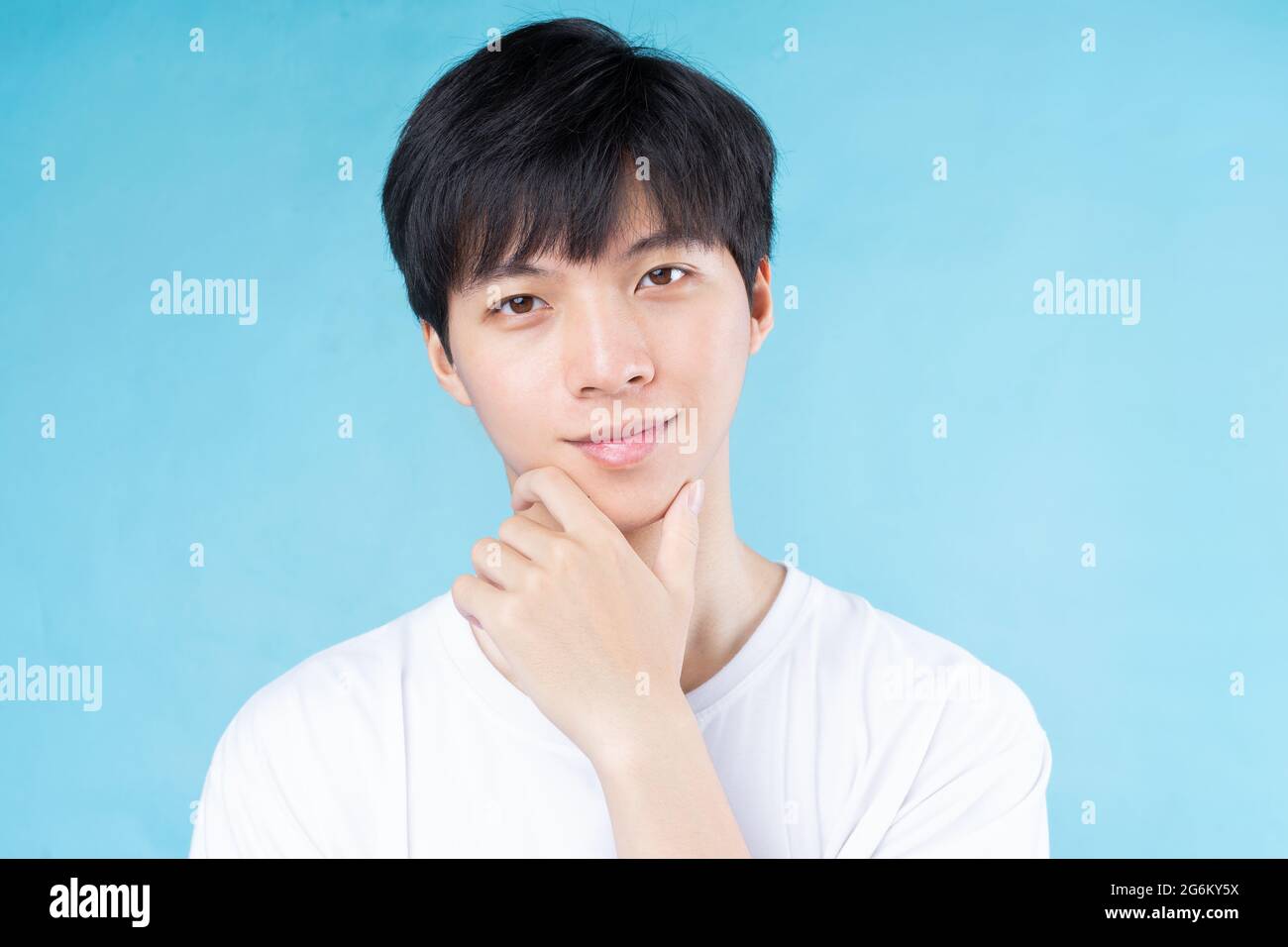 closeup young asian handsome man face Stock Photo - Alamy