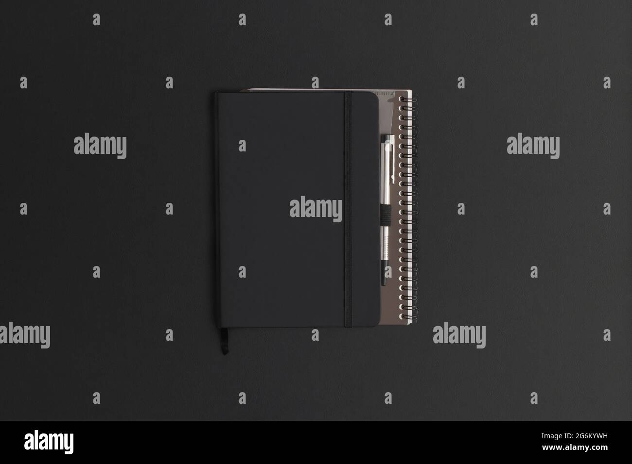 Flat lay black stationery hi-res stock photography and images - Alamy