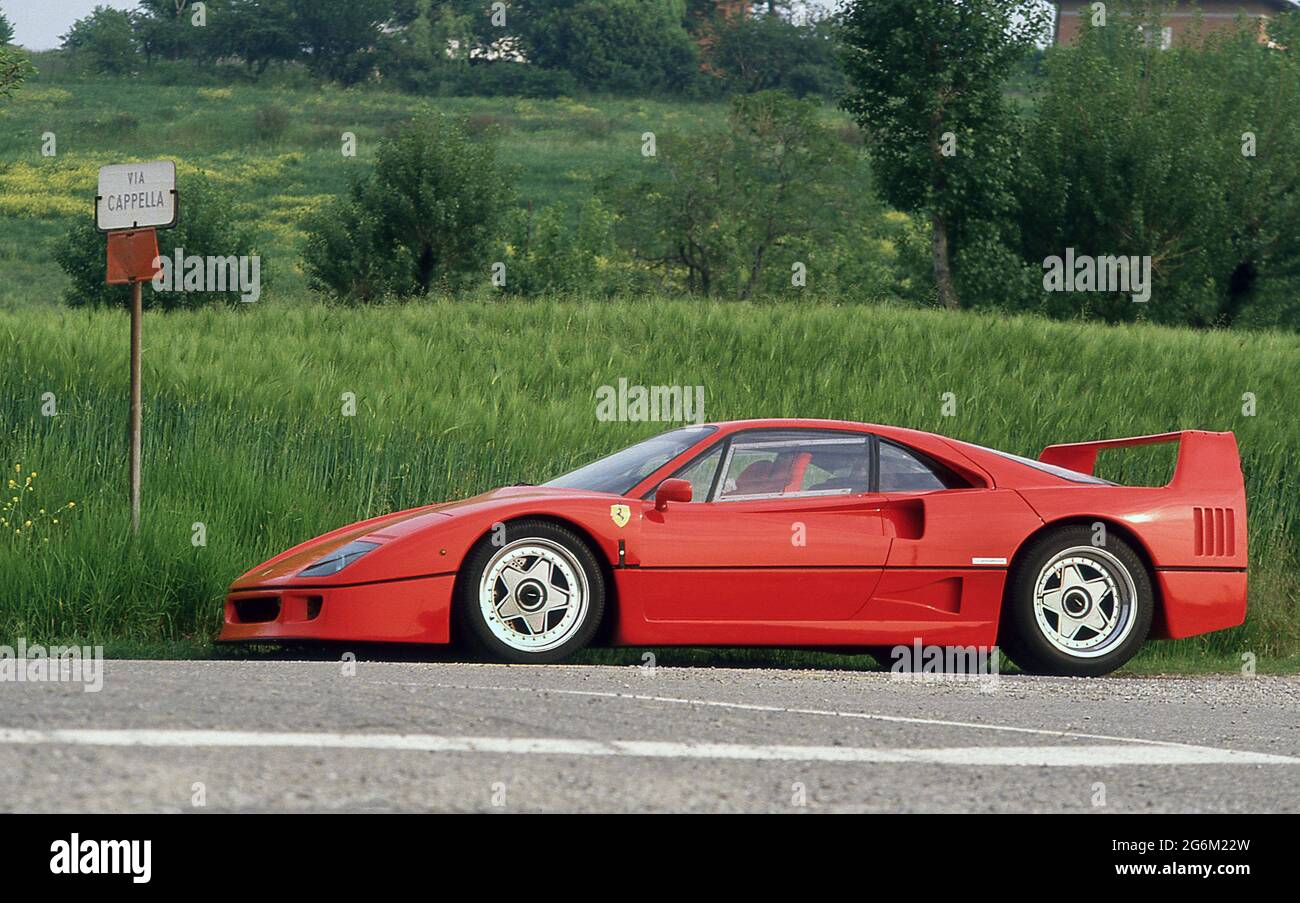 Ferrari F40 on test near Maranello Italy 1987 Stock Photo - Alamy