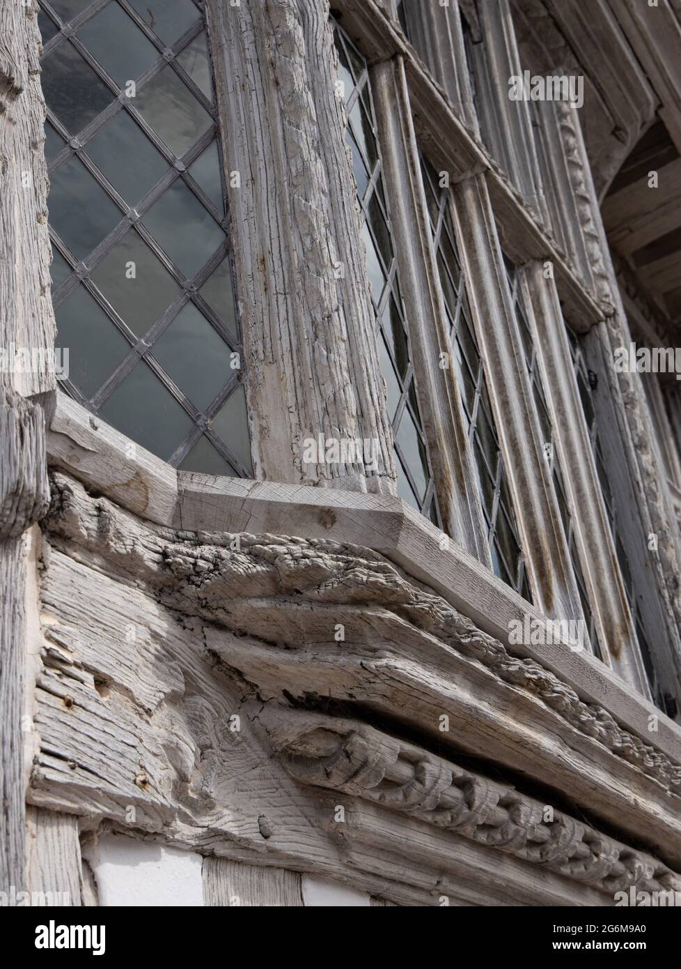 Timber medieval building hi-res stock photography and images - Alamy