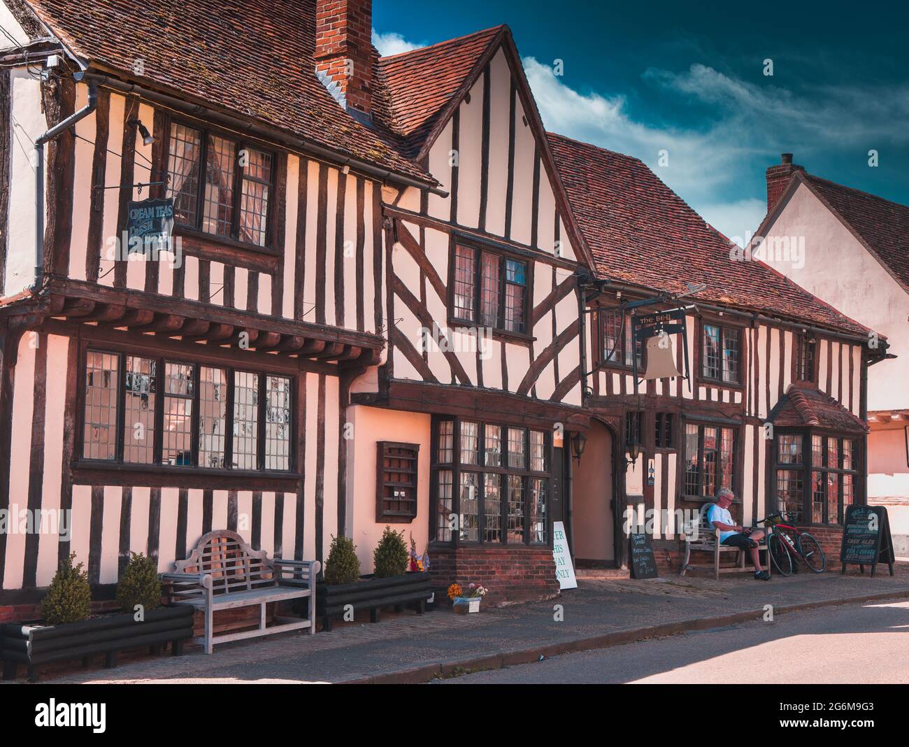 Bell kersey inn hi-res stock photography and images - Alamy