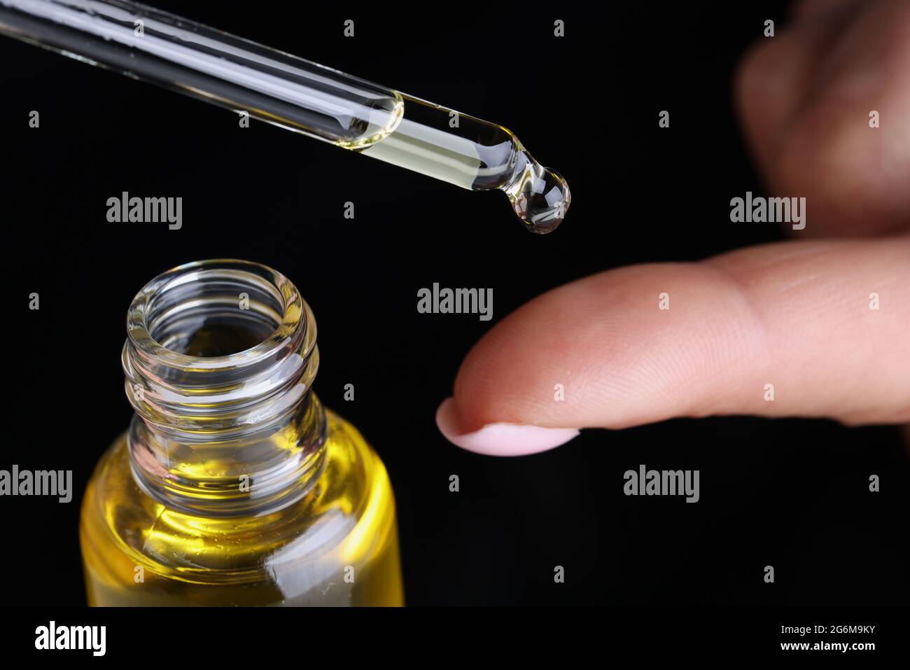 Hair cuticle hi-res stock photography and images - Alamy