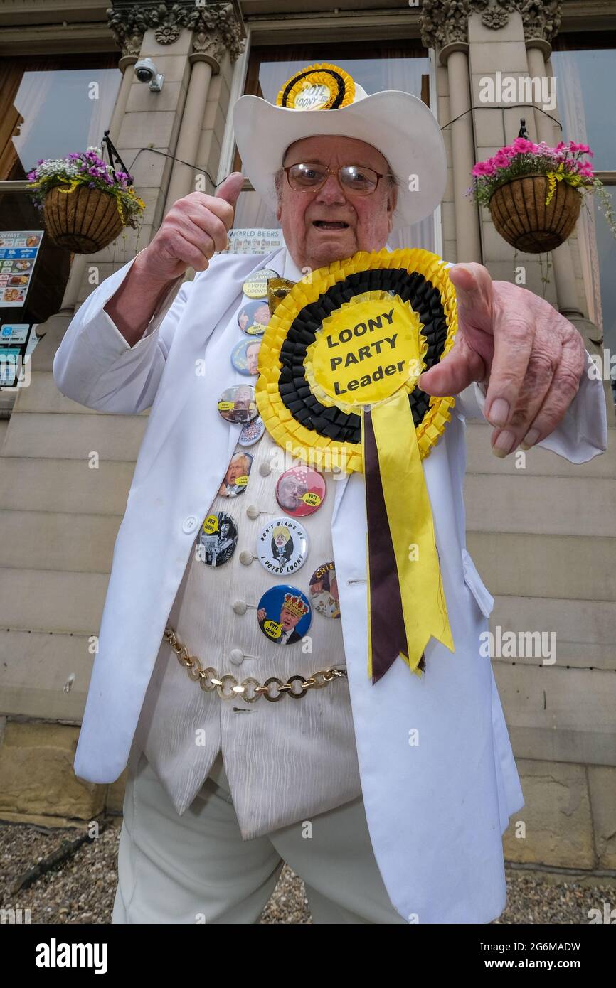 Alan hope monster raving loony party hi-res stock photography and ...
