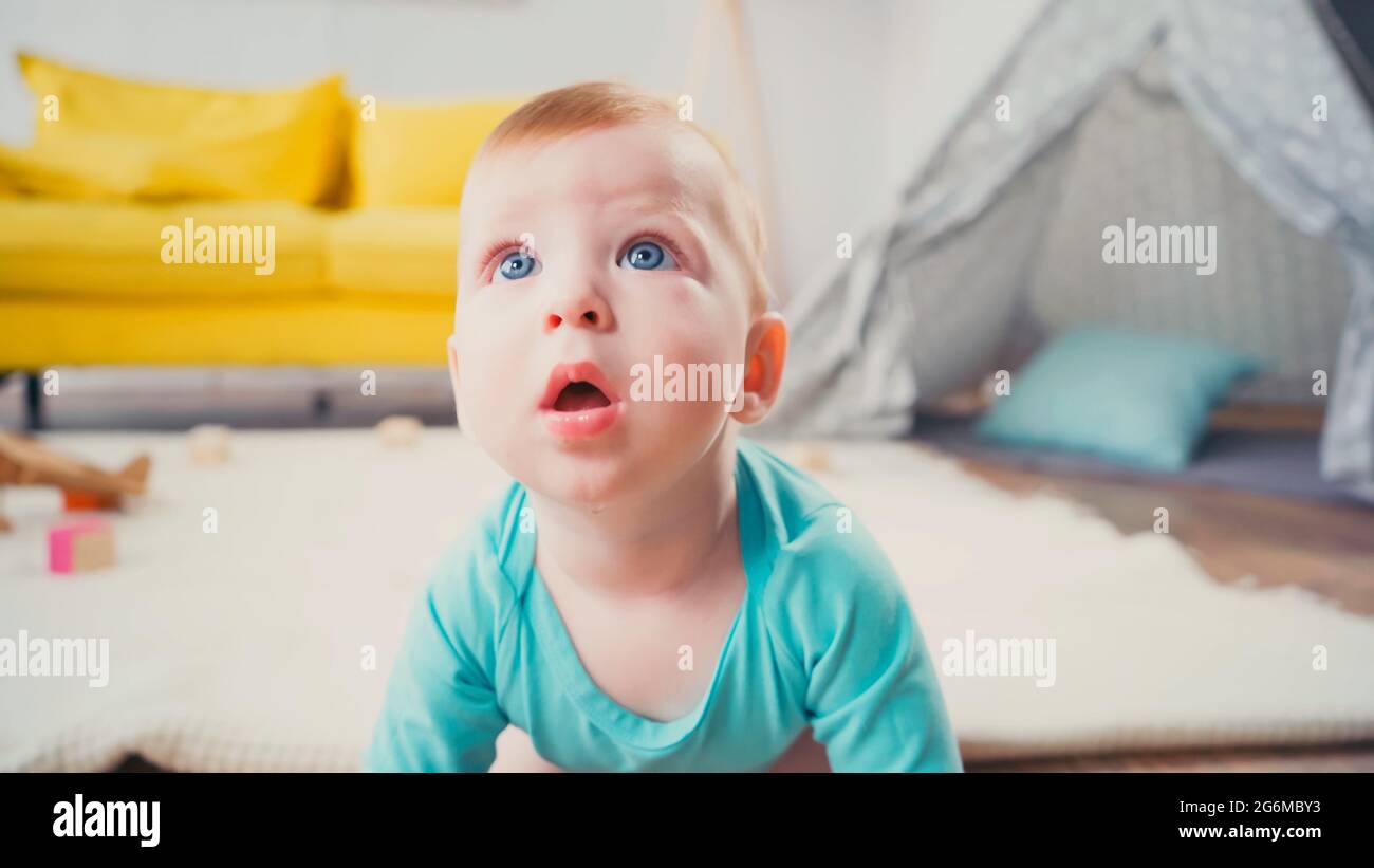 Boy with blue eyes hi-res stock photography and images - Alamy
