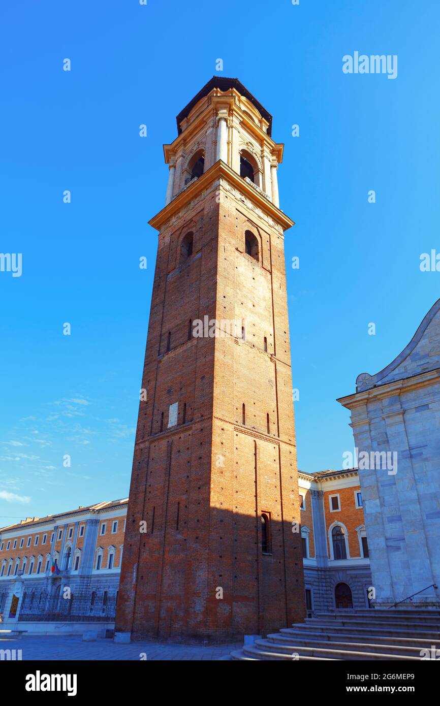 Bell tower stands next to the Turin Cathedral . Campanile Duomo Di ...