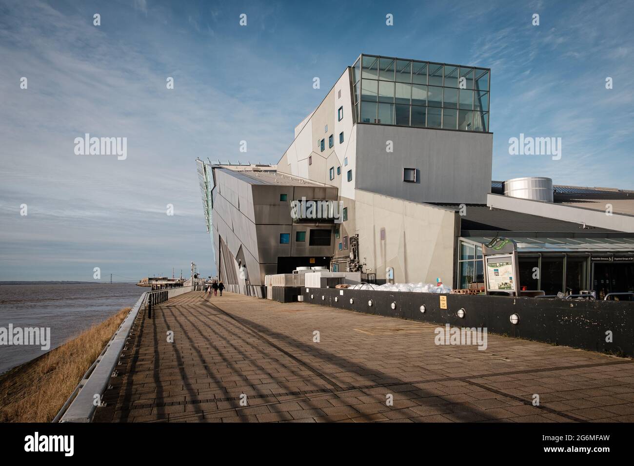 Deep hull aquarium hi-res stock photography and images - Alamy