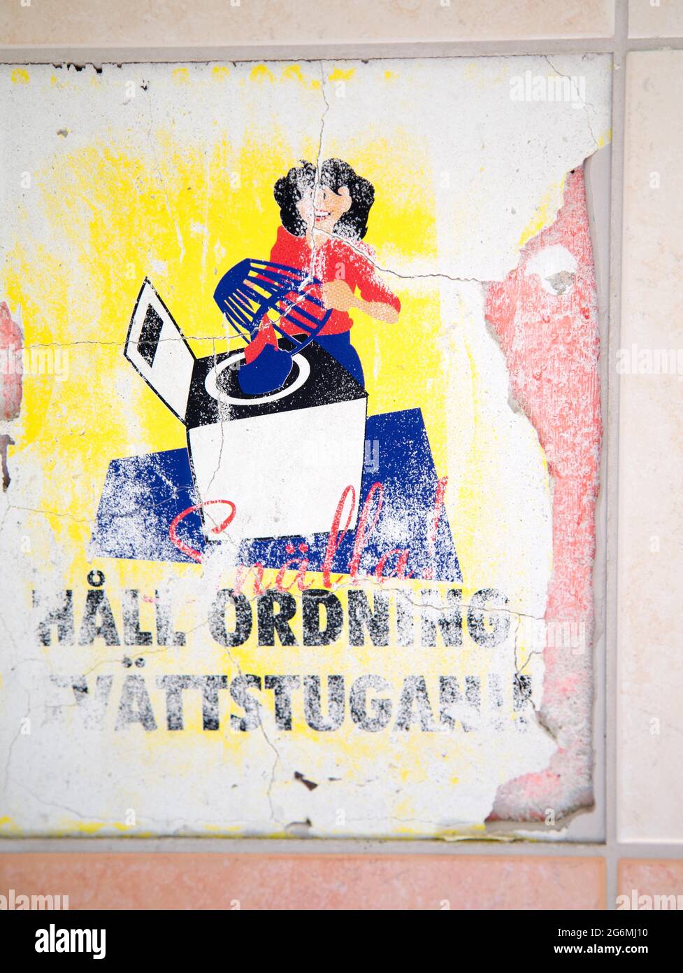 Sign in a laundry room that says "Keep order in the laundry room Stock ...