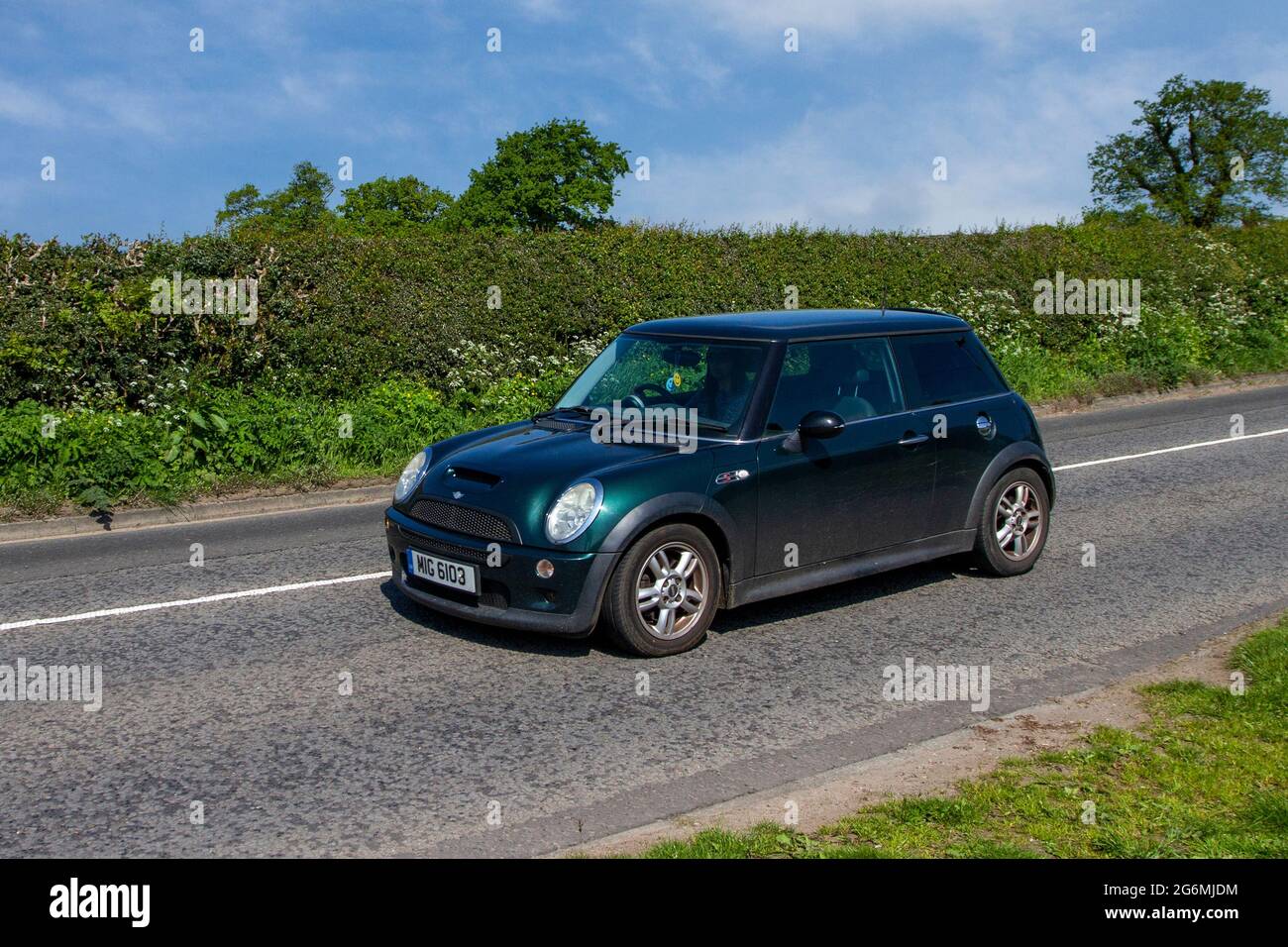 Mini hatch 2003 cars hi-res stock photography and images - Alamy