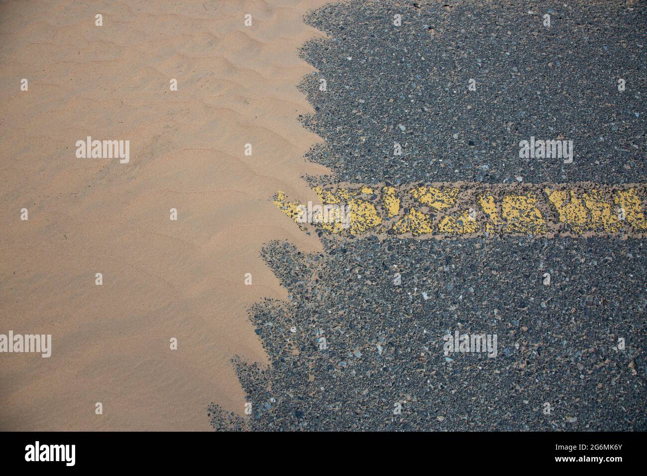 Covering in sand hi-res stock photography and images - Alamy