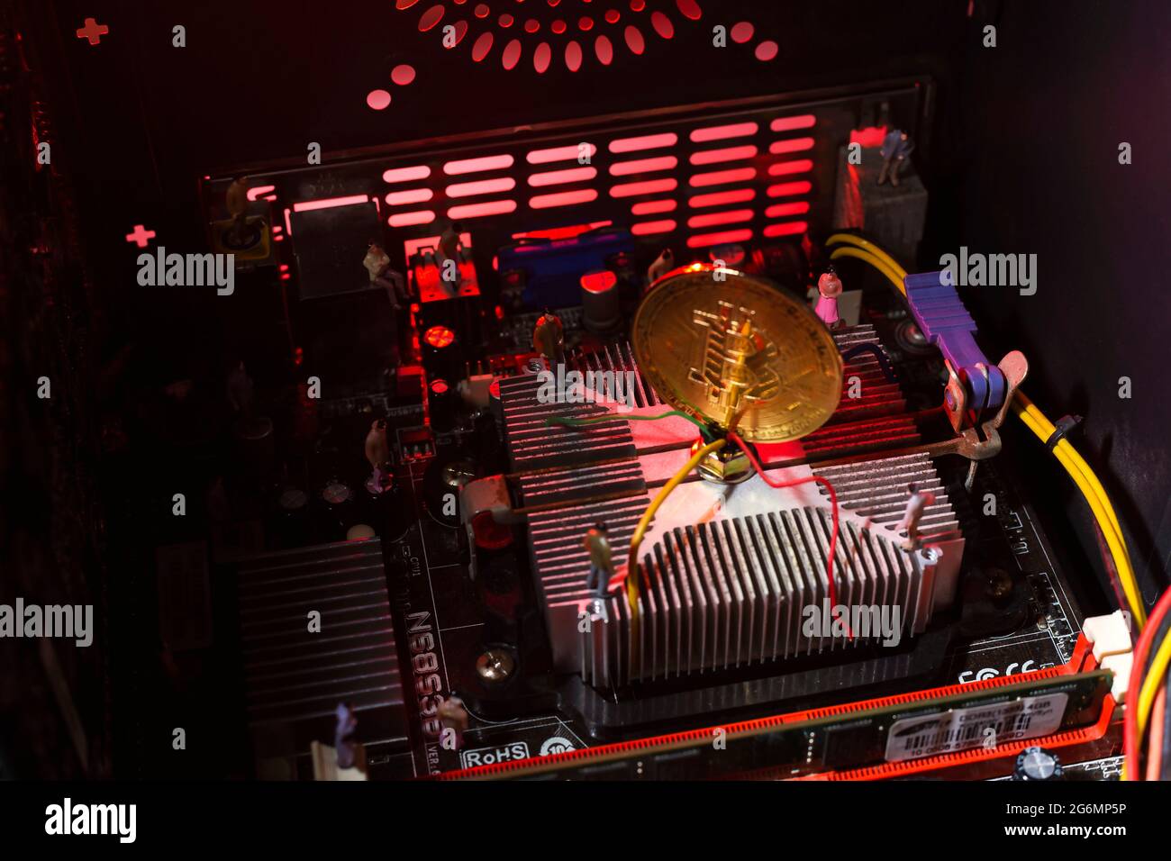 Coin on chip computer, Idea about concept crytro currentcy Stock Photo ...