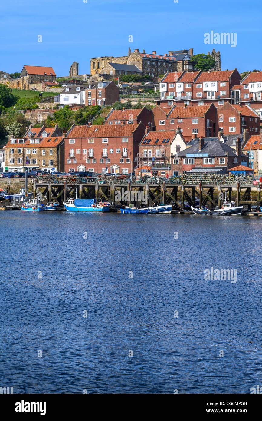 Old fashioned english seaside town hi-res stock photography and images ...