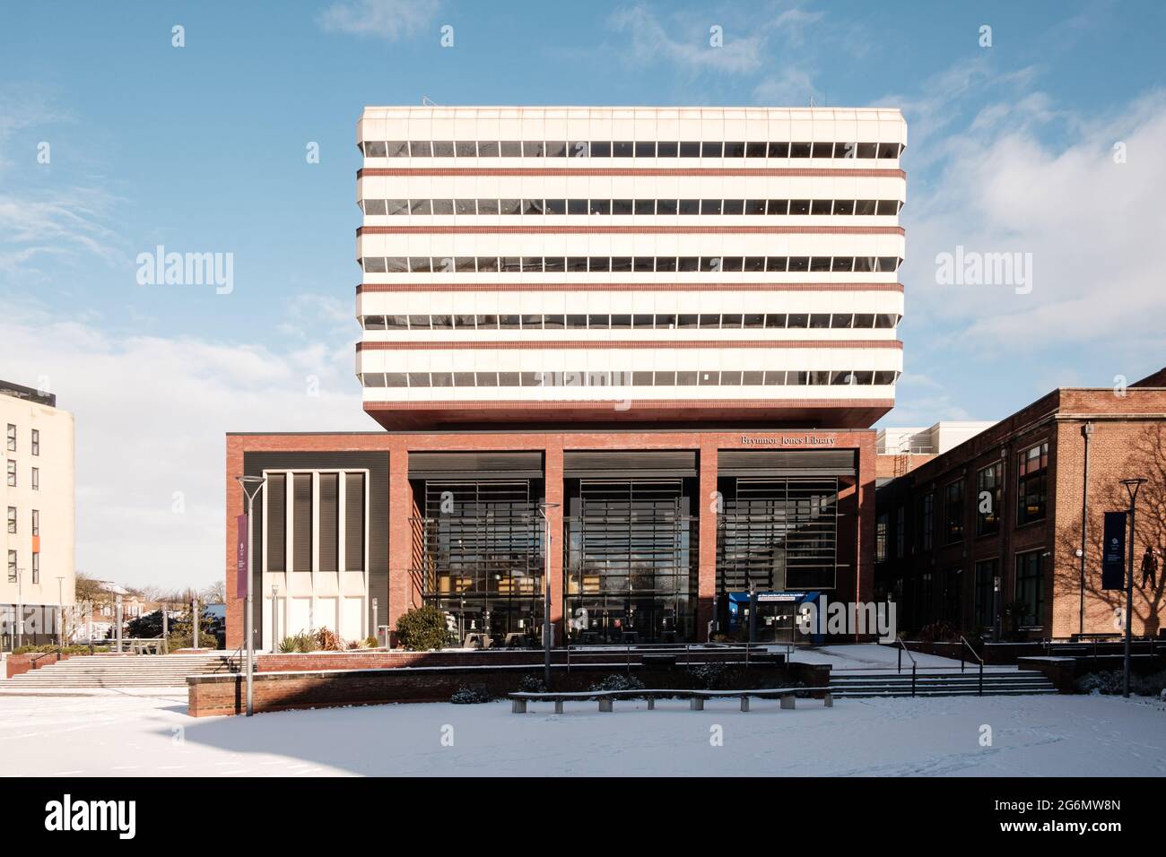 Hull university architecture hi-res stock photography and images - Alamy