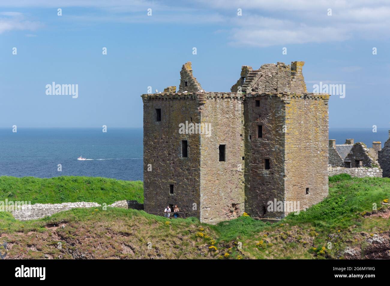 Dunnottar castle scotland hi-res stock photography and images - Alamy