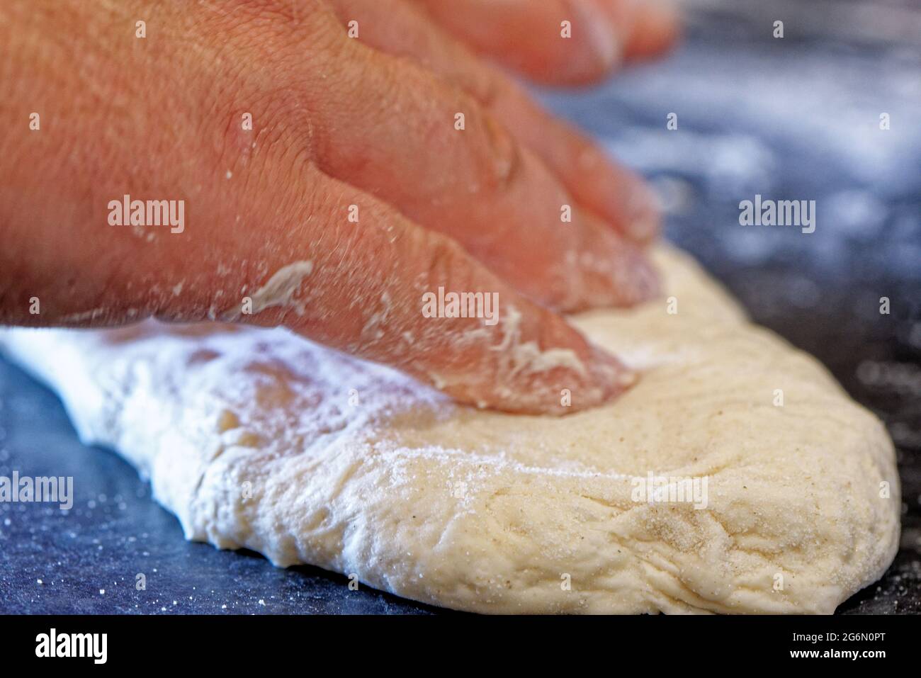 Baguette ficelle hi-res stock photography and images - Alamy