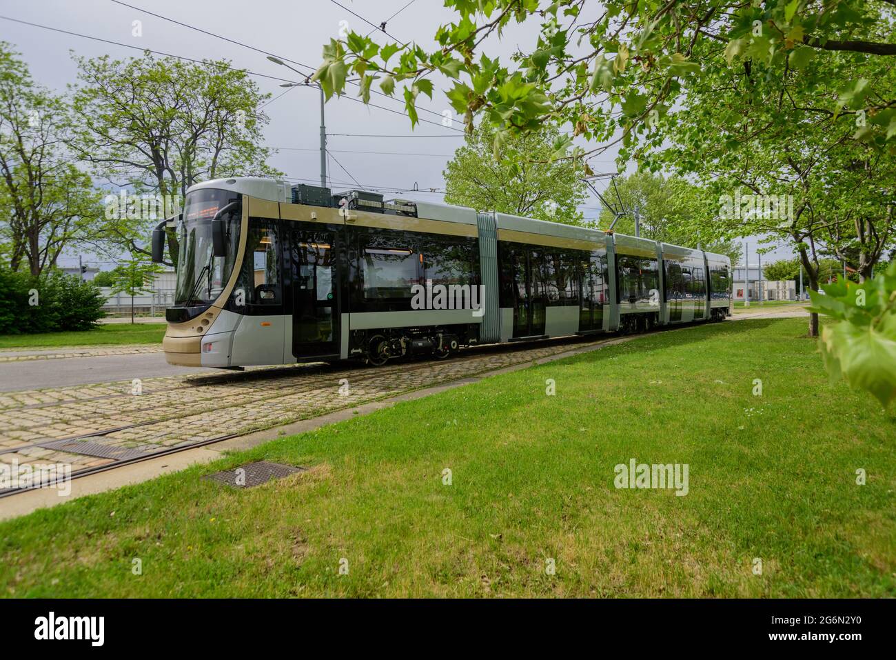 Wien, Hauptwerkstätte der Wiener Linien, Alstom Flexity Brüssel ...