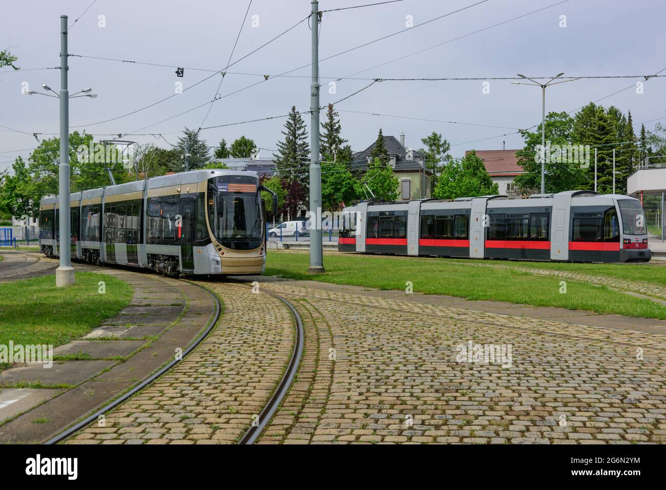 Wien, Hauptwerkstätte der Wiener Linien, Alstom Flexity Brüssel ...