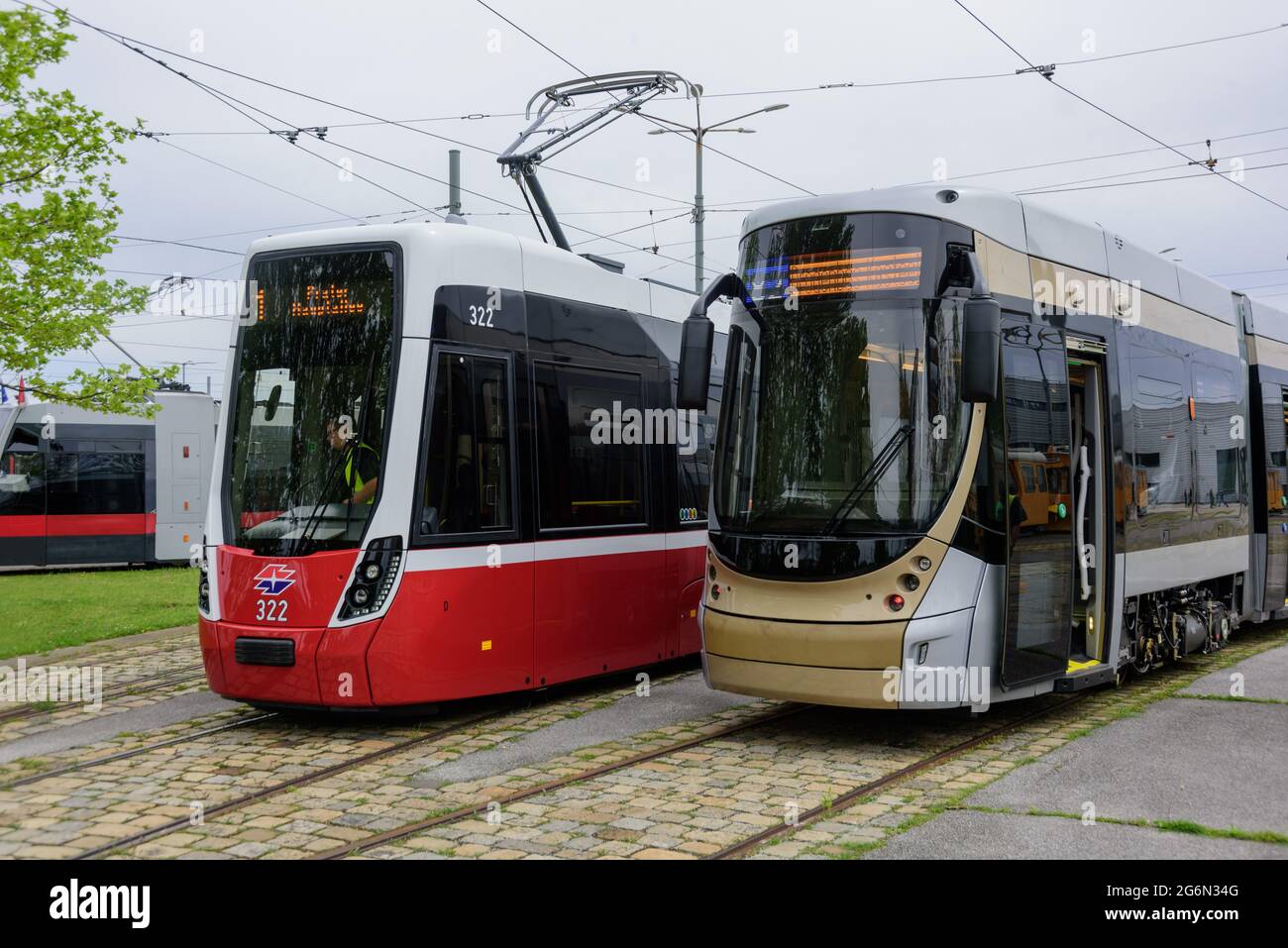 Wien, Hauptwerkstätte der Wiener Linien, Alstom Flexity Brüssel ...