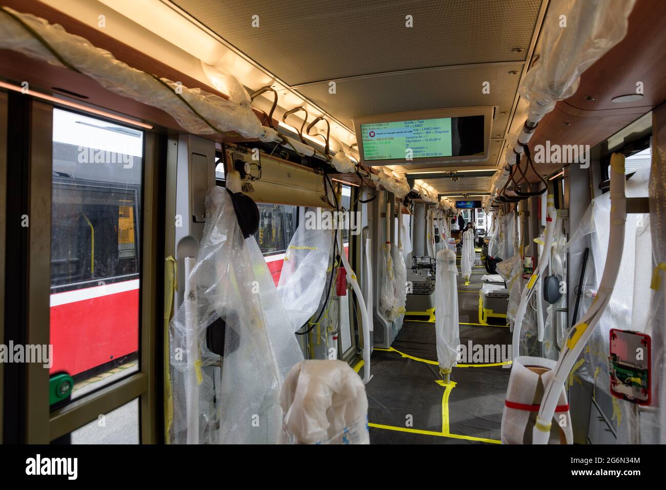 Wien, Hauptwerkstätte der Wiener Linien, Alstom Flexity Brüssel ...