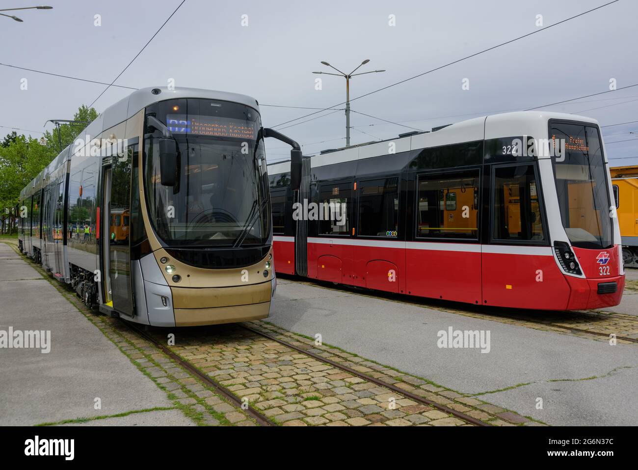 Wien, Hauptwerkstätte der Wiener Linien, Alstom Flexity Brüssel ...