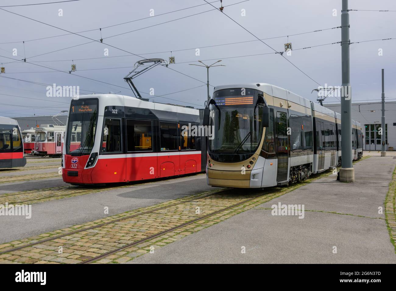 Wien, Hauptwerkstätte der Wiener Linien, Alstom Flexity Brüssel ...