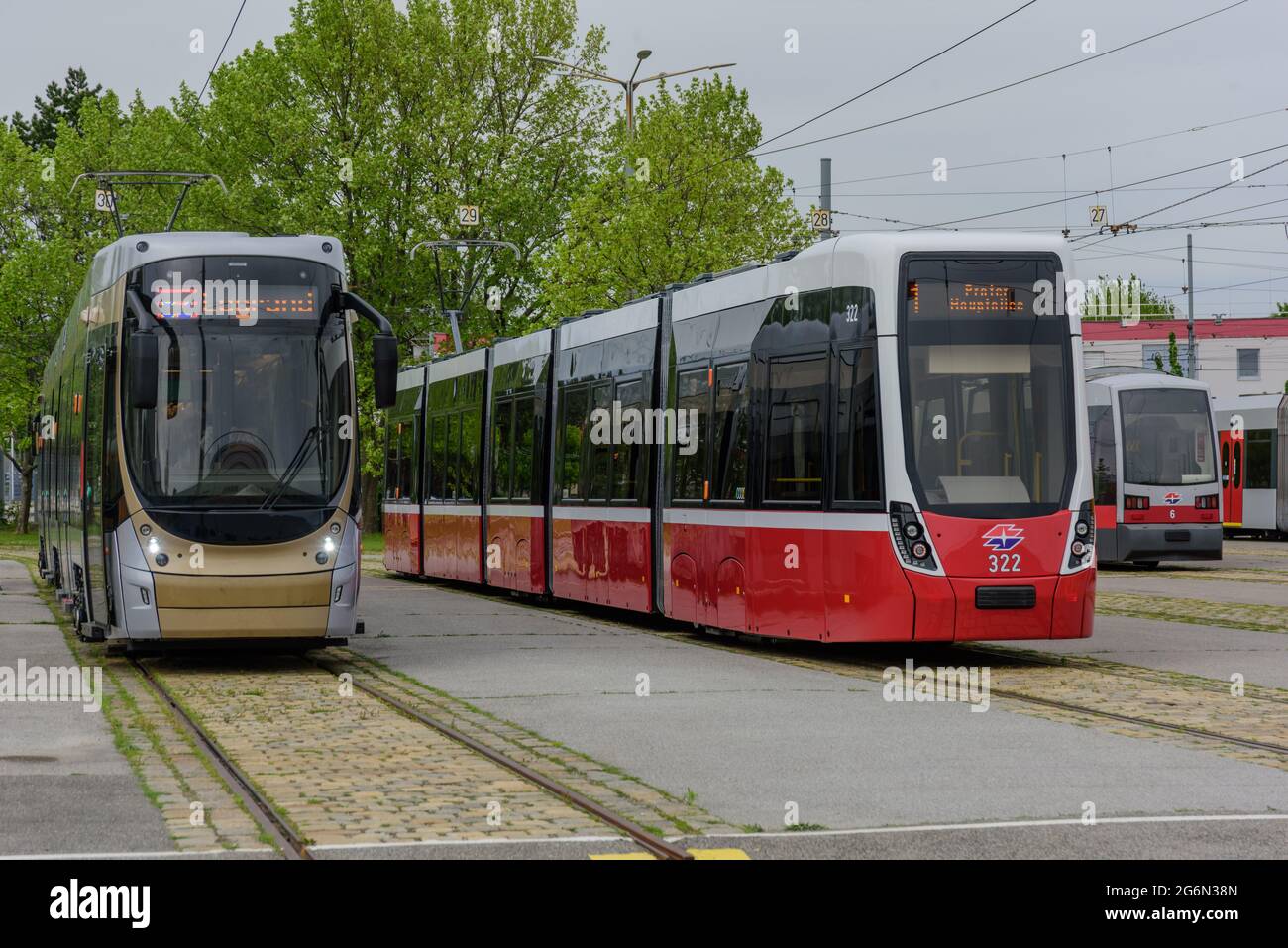 Wien, Hauptwerkstätte der Wiener Linien, Alstom Flexity Brüssel ...