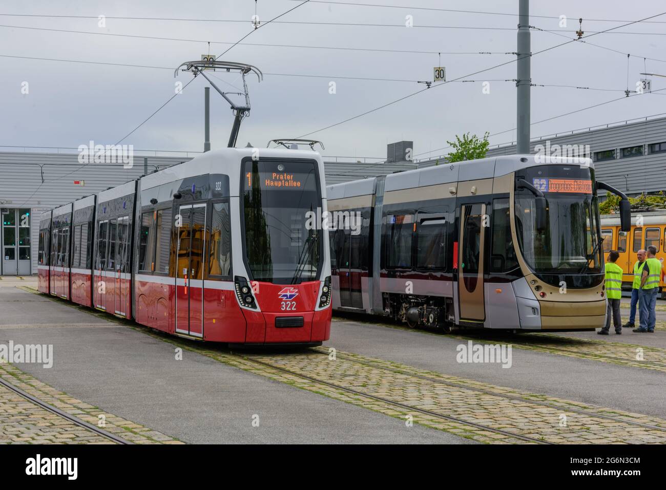 Wien, Hauptwerkstätte der Wiener Linien, Alstom Flexity Brüssel ...