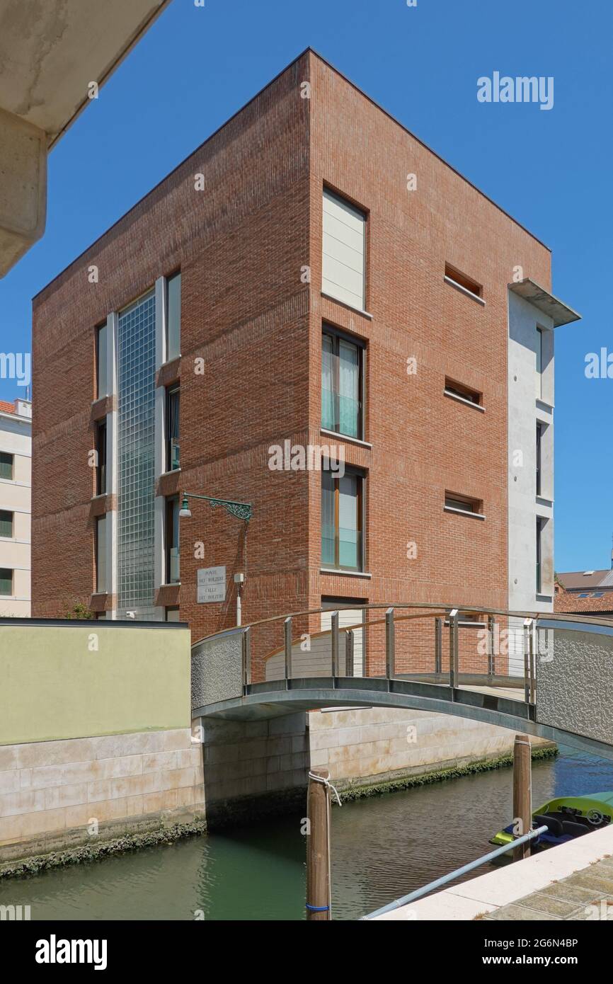 Ex Junghans residential area, Cino Zucchi, 2002Located on Giudecca ...
