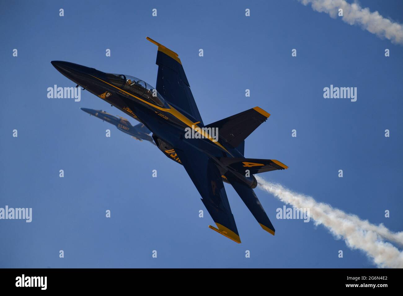 Usn blue angels hi-res stock photography and images - Alamy