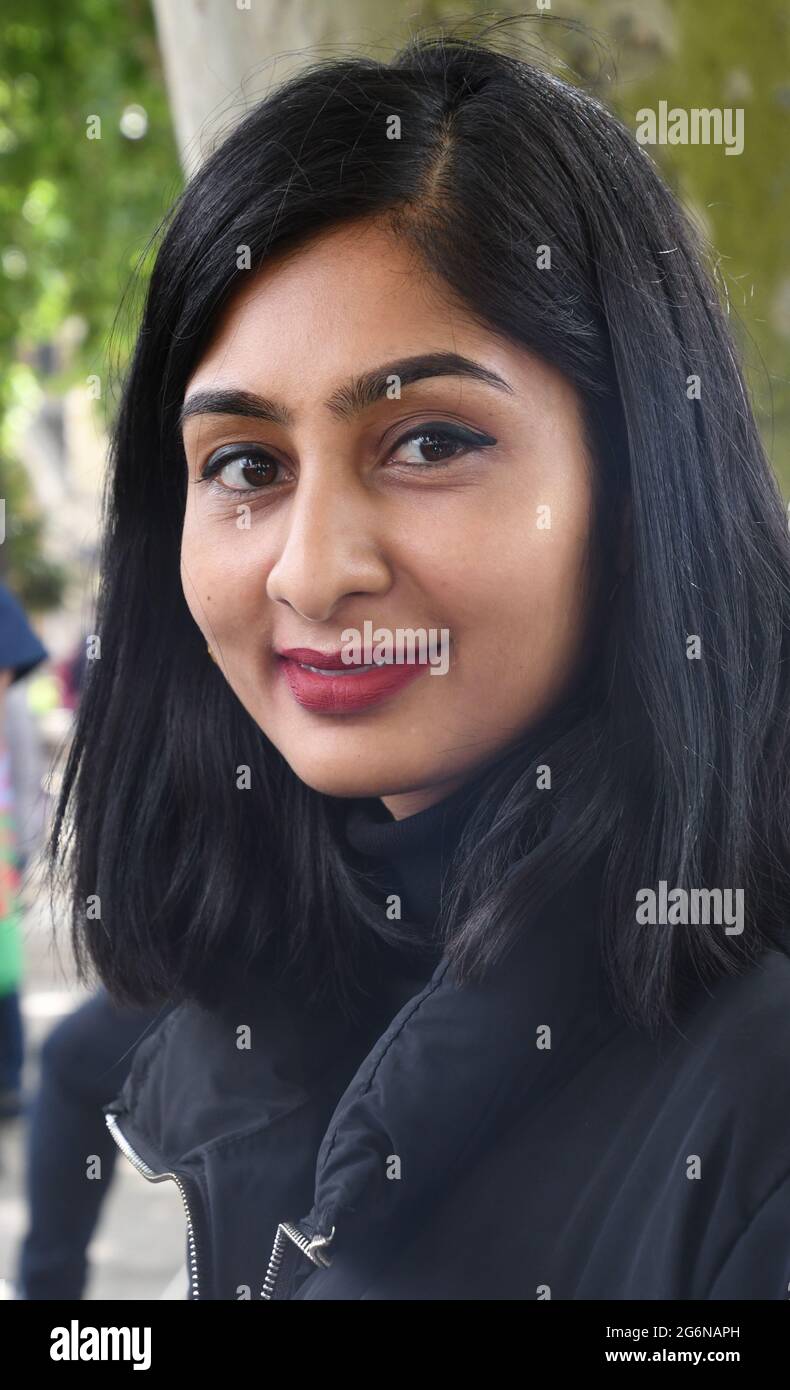 Zarah Sultana High Resolution Stock Photography and Images - Alamy