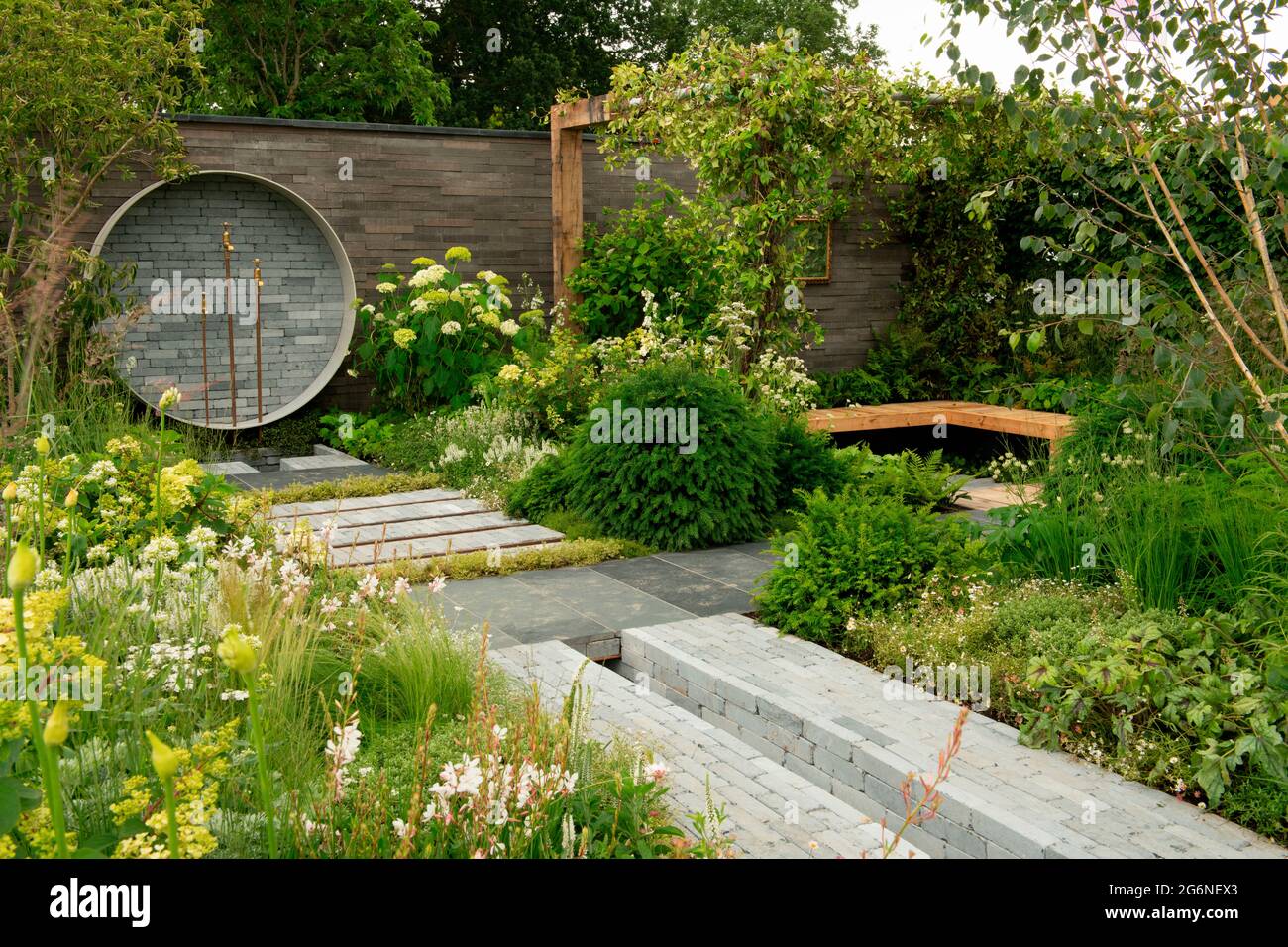 The Communication Garden, a lifestyle garden with woodland planting ...