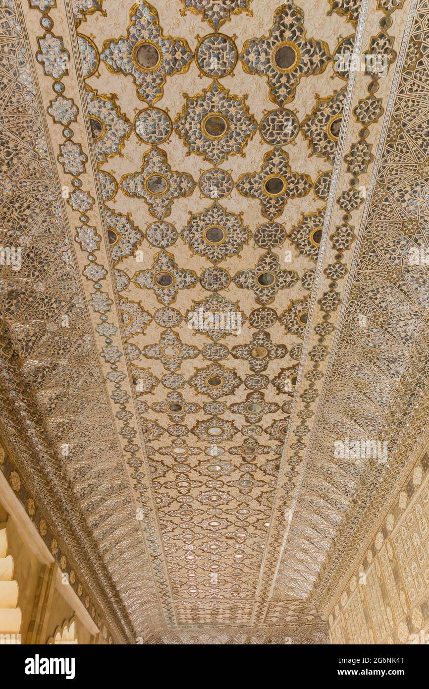 Decorated ceiling of the Amber Palace in Jaipur, India Stock Photo - Alamy