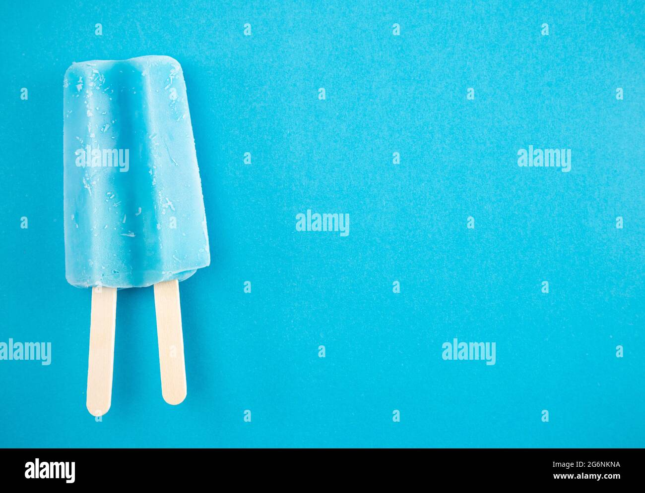 Blue popsicle hi-res stock photography and images - Alamy