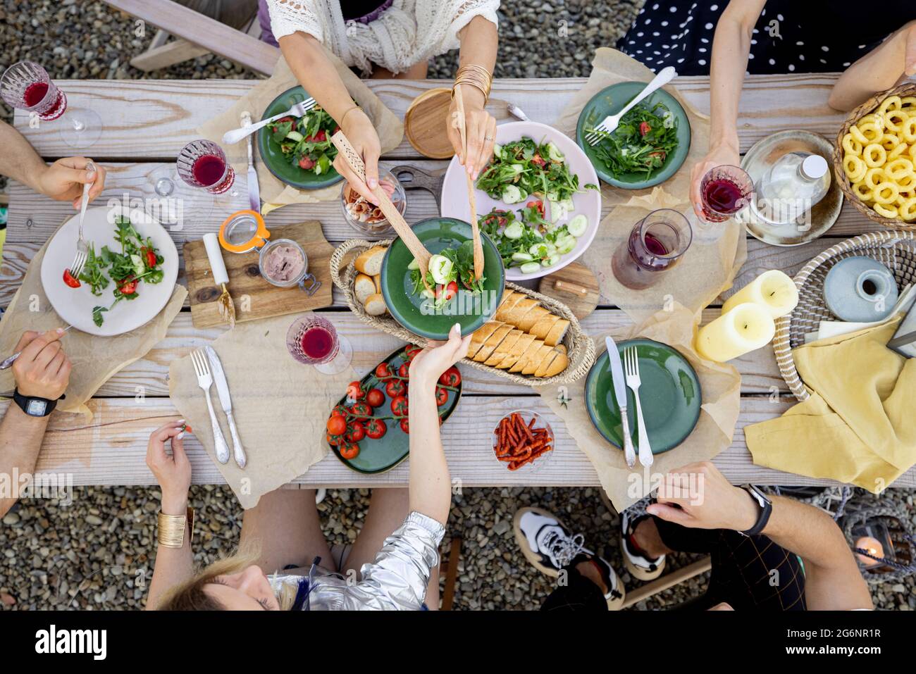 Rustic dining table healthy food hi-res stock photography and images ...
