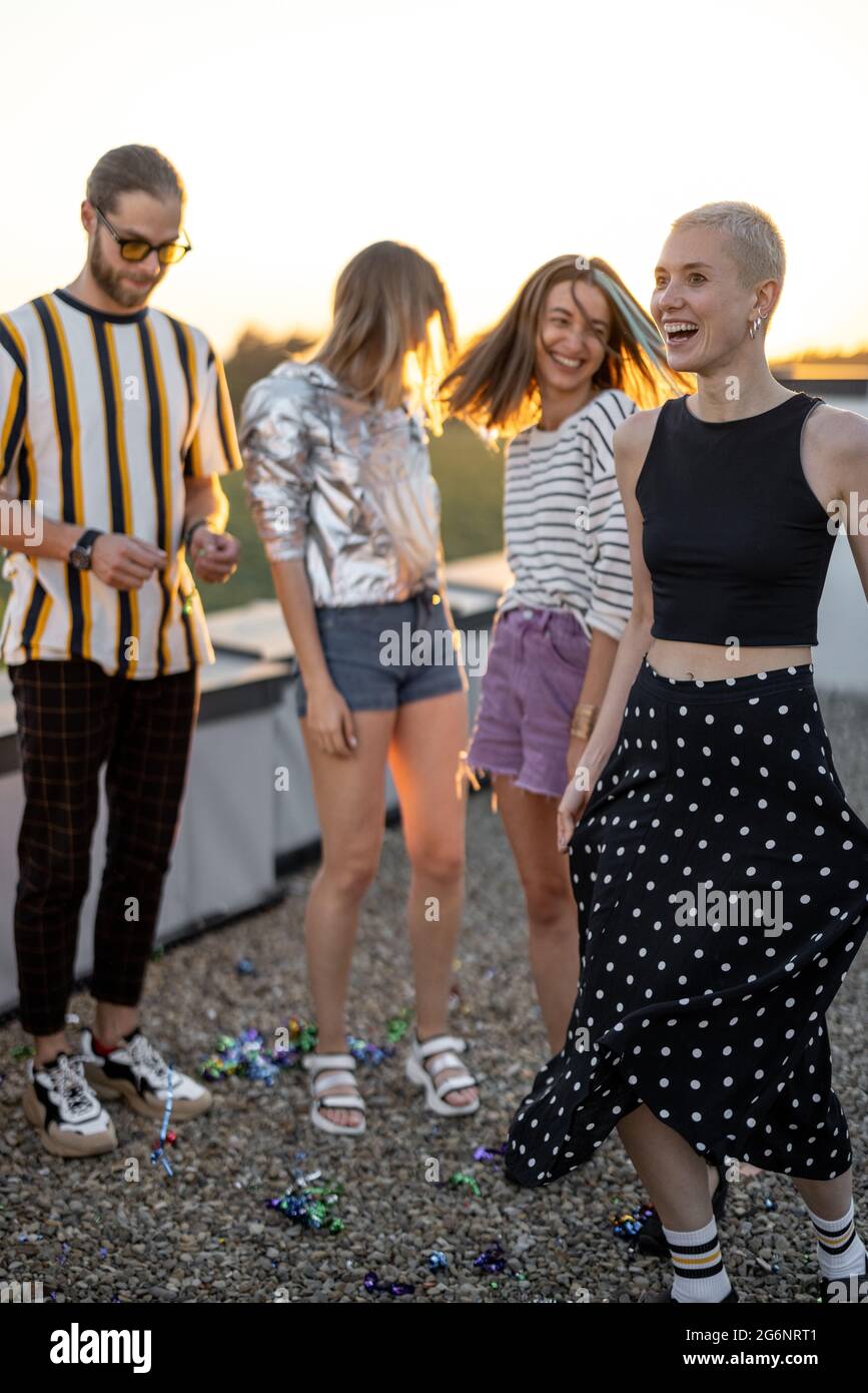 Diverse group dancing outdoors hi-res stock photography and images - Alamy