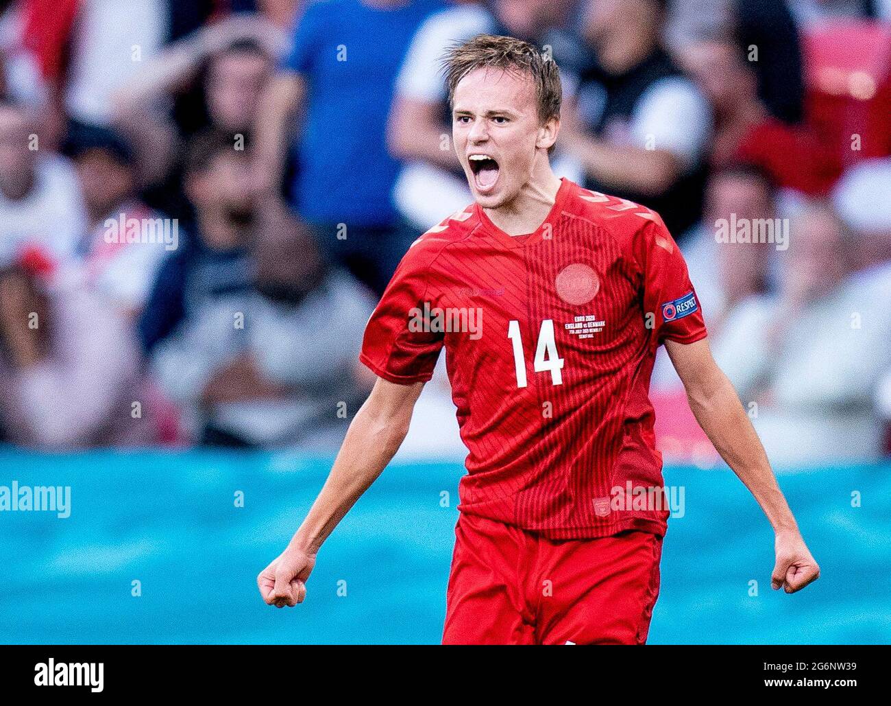 Mikkel damsgaard england hi-res stock photography and images - Alamy