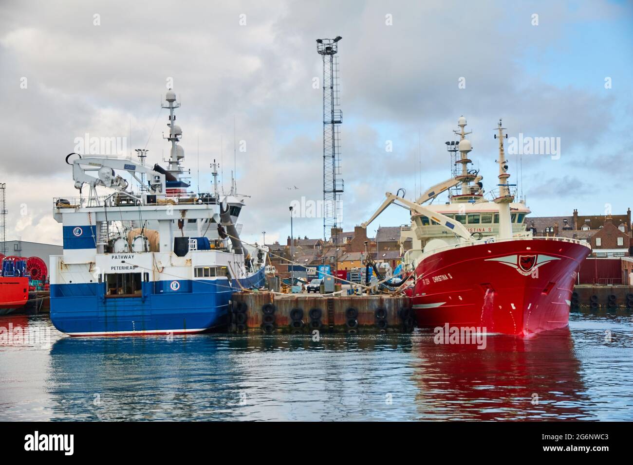 Peterhead fishing boats hi-res stock photography and images - Alamy